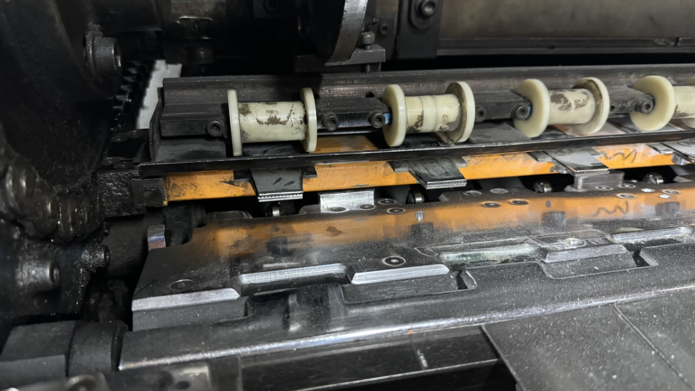 Used die cutting Asahi Cartonmaster AP-103E
