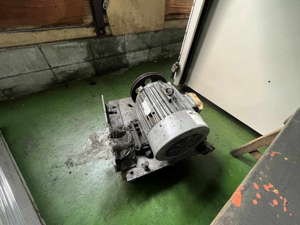 ASAHI-DIE-CUTTING-MACHINE-AP-1020-1994-4：offered by Jay Enterprises ...